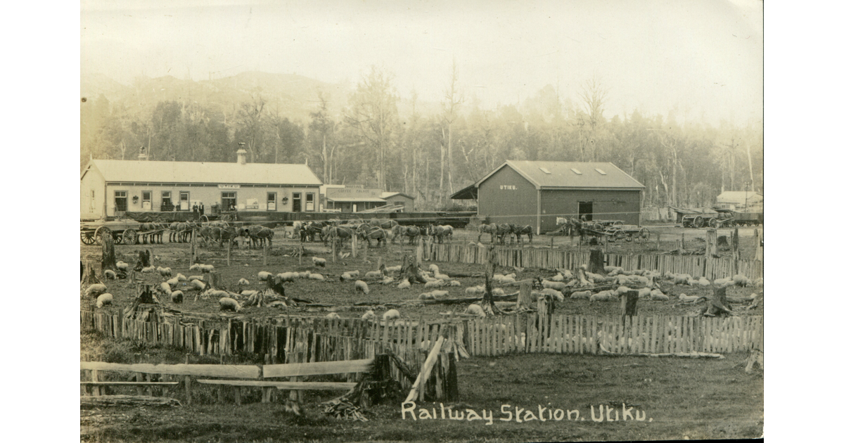 Manawatu - Wanganui / Photography - Historical | MAD on New Zealand