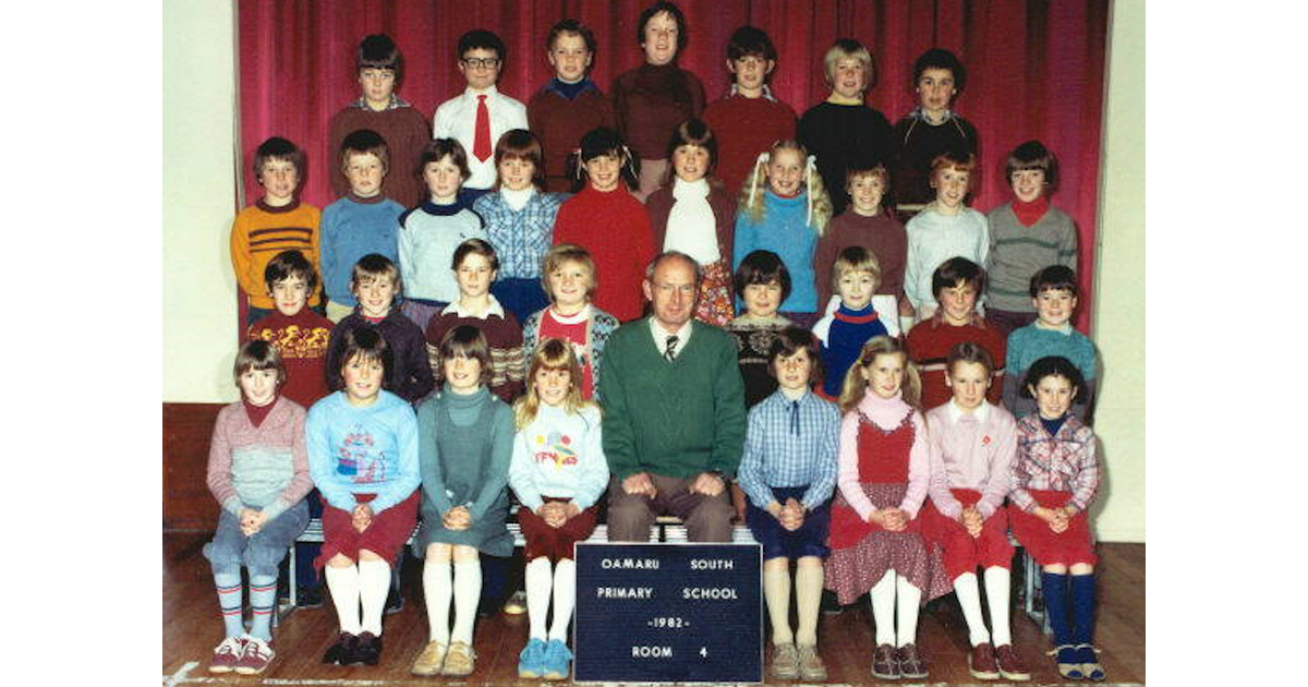 School Photo - 1980's / Oamaru South School - Oamaru | MAD on New Zealand