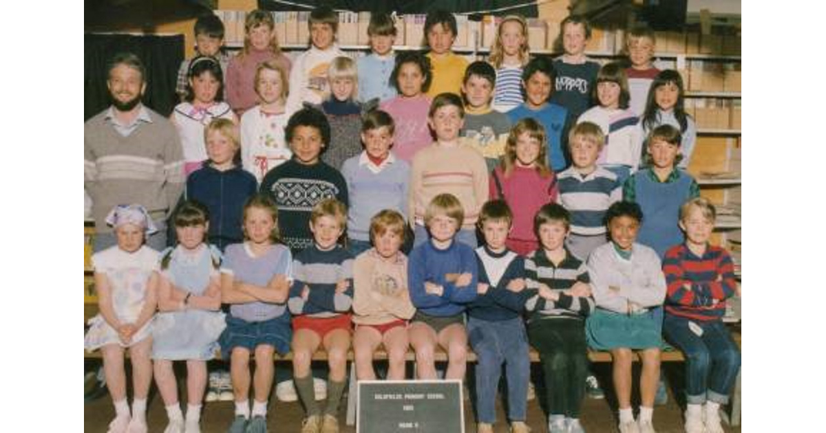 School Photo - 1980's / Goldfields School - Cromwell | MAD on New Zealand