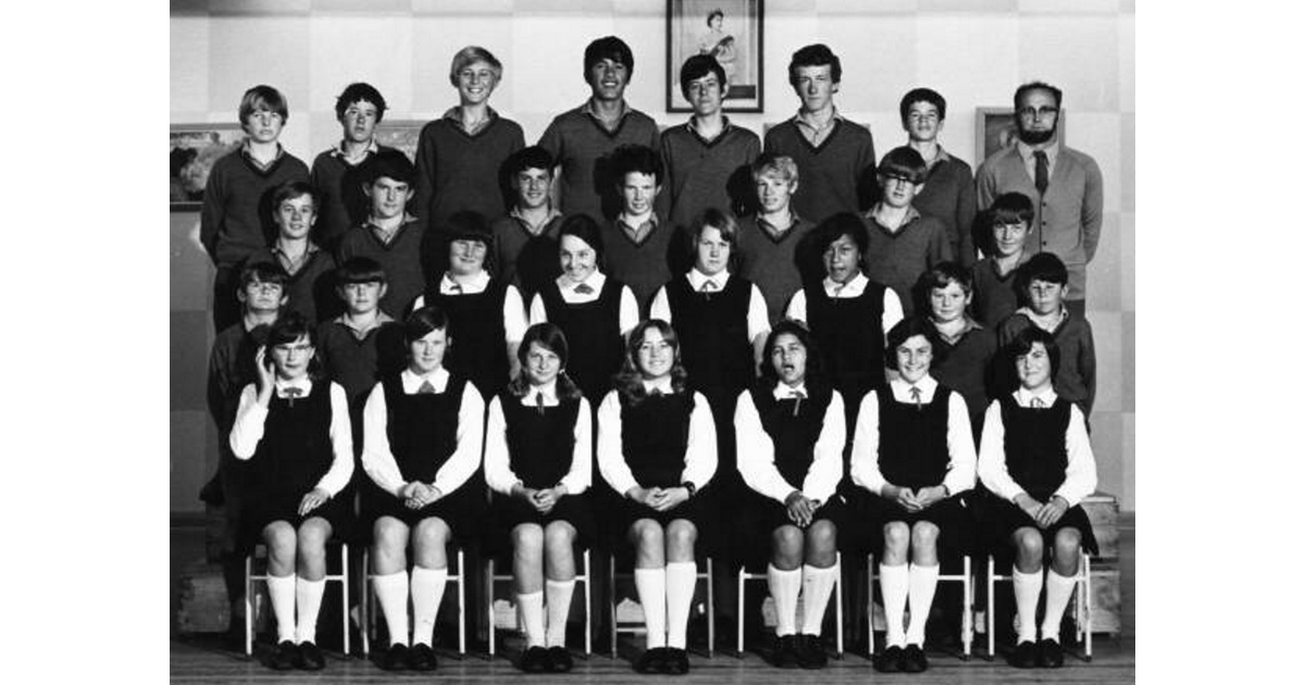 School Photo - 1970's / Huntly College - Huntly | MAD on New Zealand