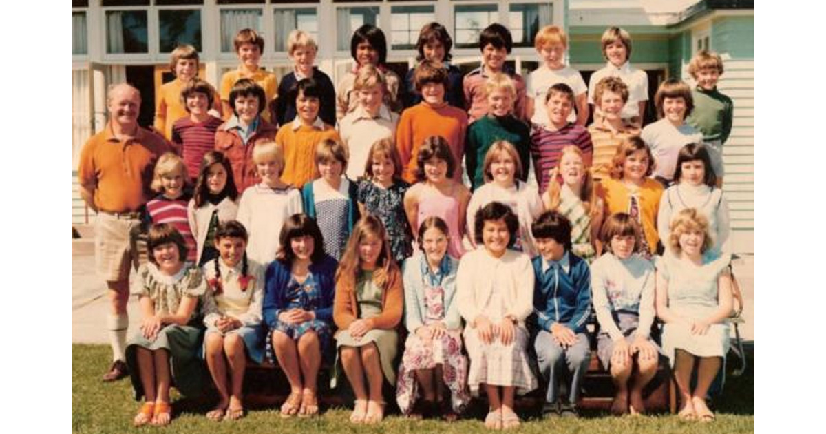 School Photo - 1970's / Te Wharau School - Gisborne | MAD on New Zealand
