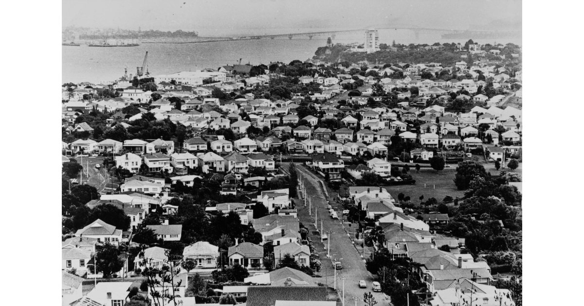 Historical - Photos / Photography - Historical | MAD on New Zealand