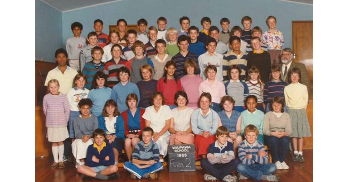 School Photo - 1980's / Waipawa School - Waipawa | MAD on New Zealand
