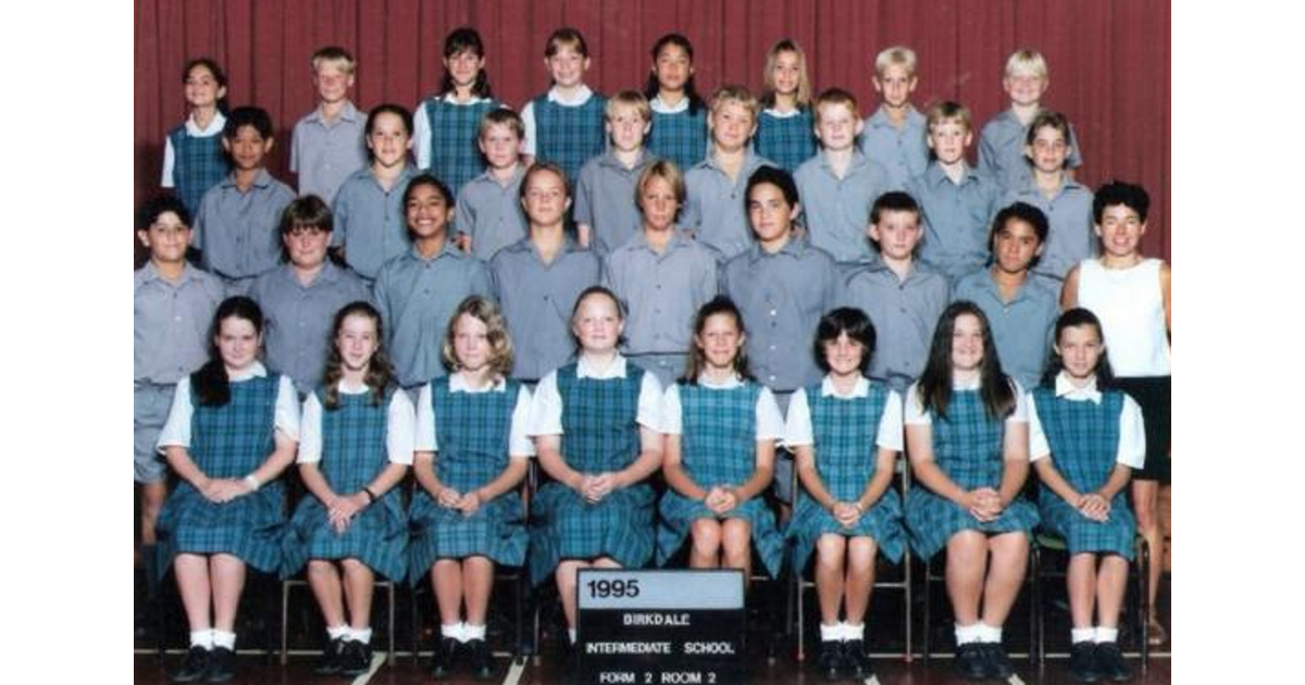 School Photo - 1980's / Birkdale Intermediate School - Auckland | MAD ...