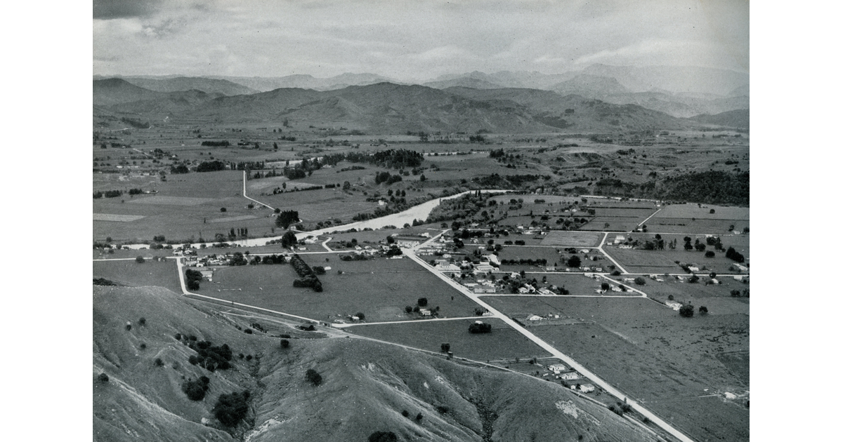 Gisborne / Photography - Historical | MAD on New Zealand