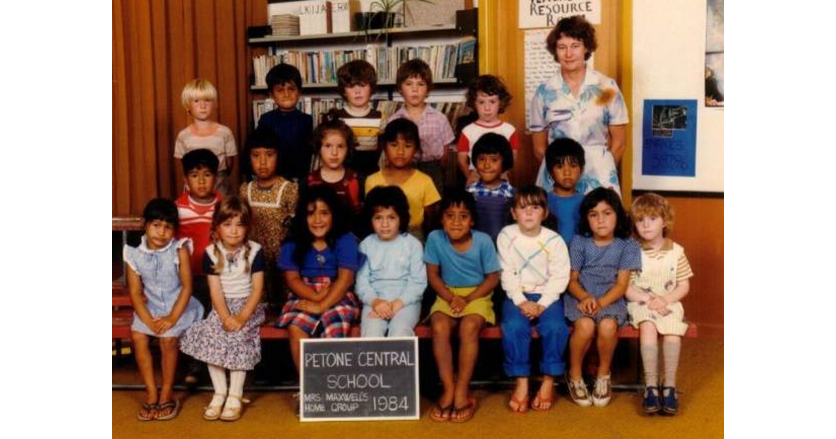 School Photo - 1980's / Petone Central School - Petone | MAD on New Zealand