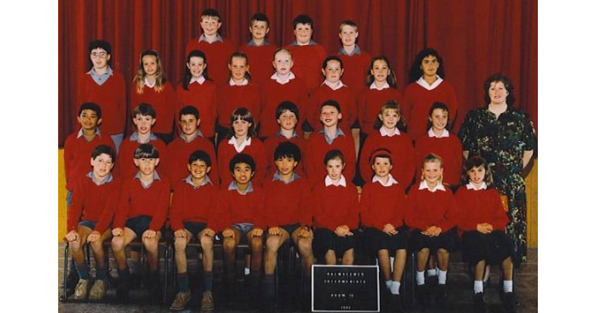School Photo - 1990's / Balmacewan Intermediate - Dunedin | MAD on New ...