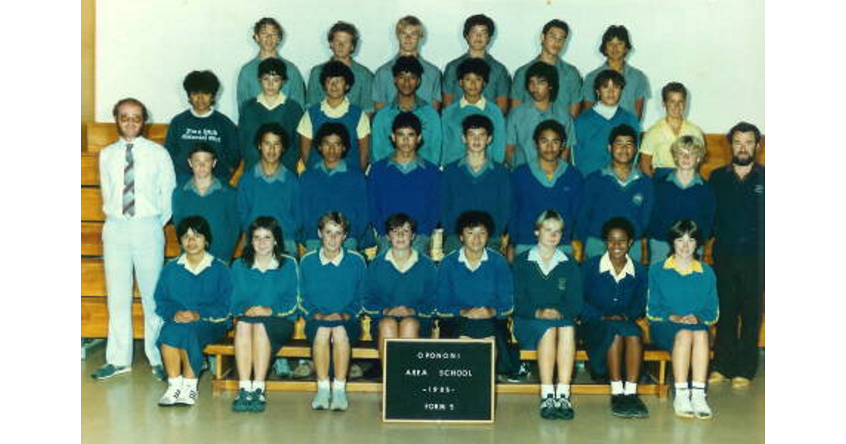 School Photo - 1980's / Opononi Area School - Northland | MAD on New ...