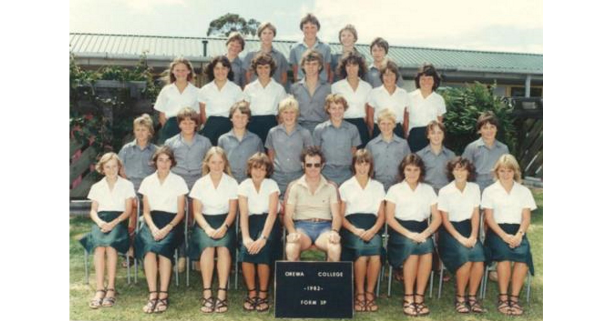 School Photo - 1980's / Orewa College - Orewa | MAD on New Zealand