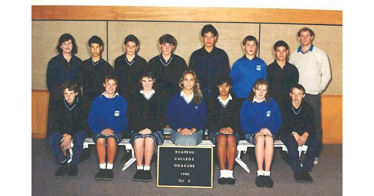 School Photo - 1990's / Ruapehu College - Ohakune | MAD on New Zealand
