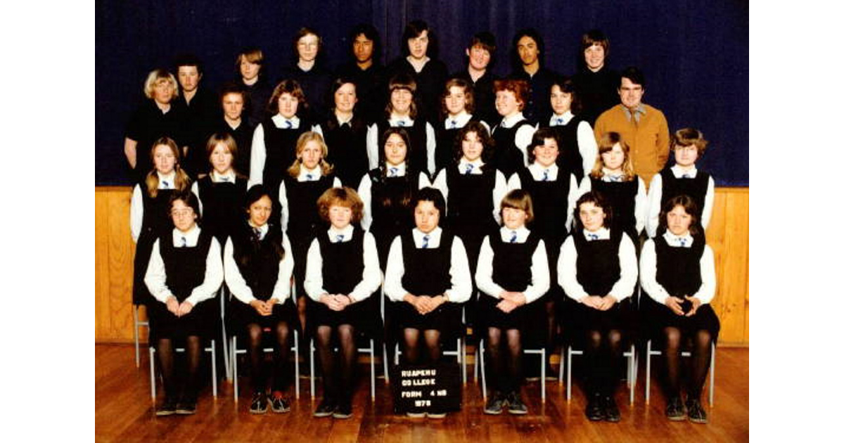School Photo - 1970's / Ruapehu College - Ohakune | MAD on New Zealand