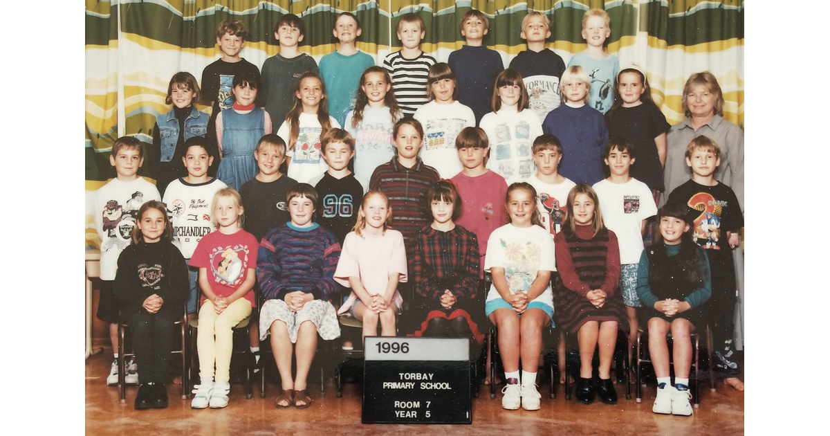 School Photo - 1990's / Torbay Primary School - Auckland | MAD on New ...