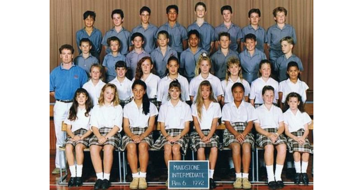 School Photo - 2000's / Maidstone Intermediate - Upper Hutt | MAD on New Zealand