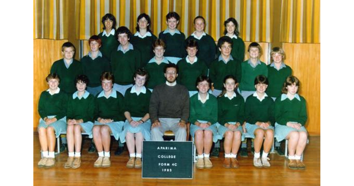 School Photo - 1980's / Aparima College - Riverton | MAD on New Zealand