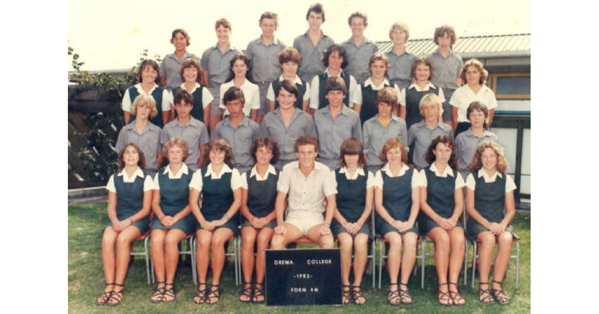 School Photo - 1980's / Orewa College - Orewa | MAD on New Zealand