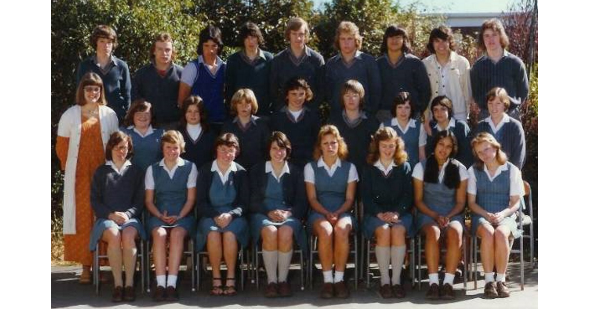 School Photo - 1970's / Makoura College - Masterton | MAD on New Zealand