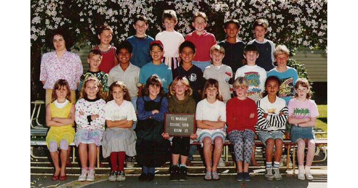 School Photo - 1990's / Te Wharau School - Gisborne | MAD on New Zealand