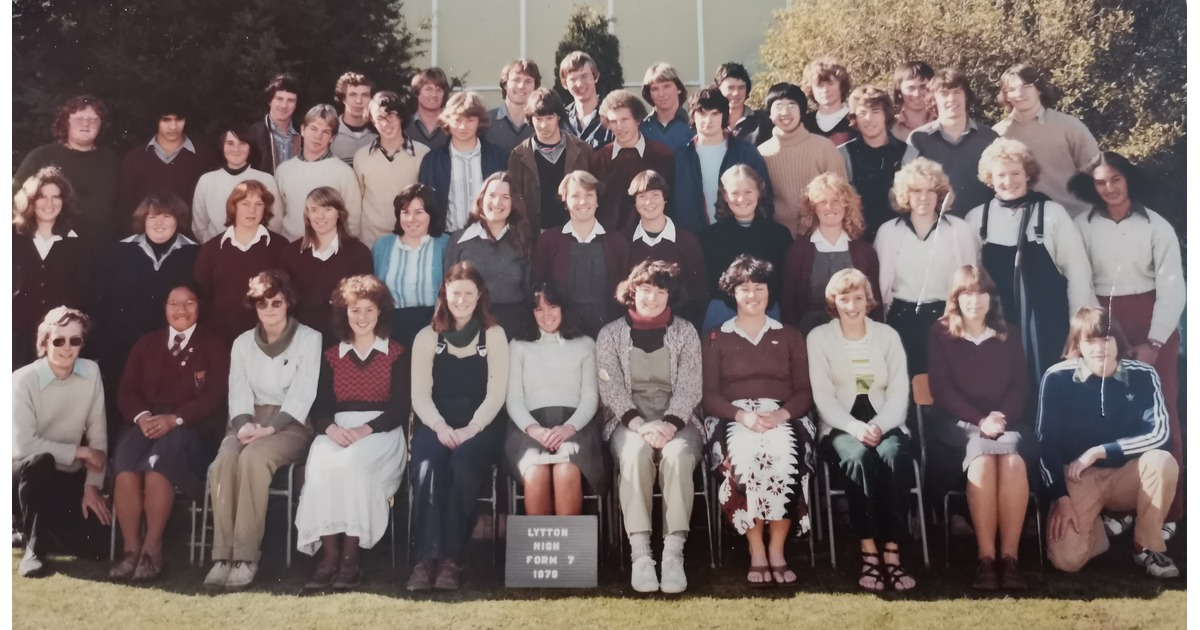 School Photo - 1970's / Lytton High School - Gisborne | MAD on New Zealand