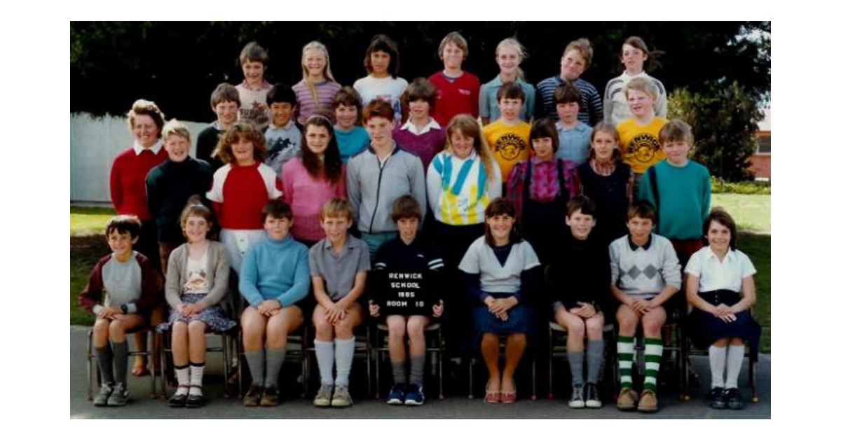 School Photo - 1980's / Renwick School - Renwick | MAD on New Zealand