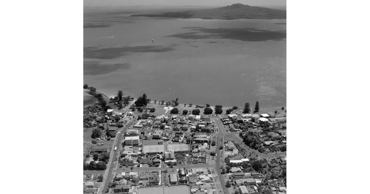 Historical - Photos / Photography - Historical | MAD on New Zealand