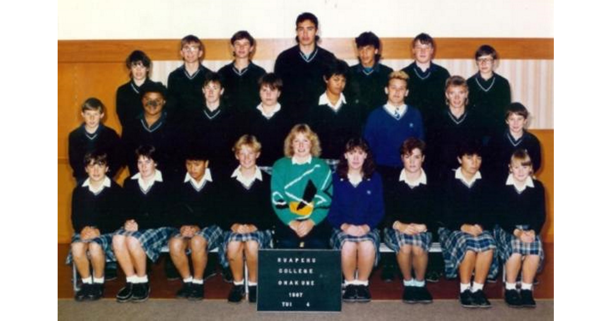 School Photo - 1980's / Ruapehu College - Ohakune | MAD on New Zealand