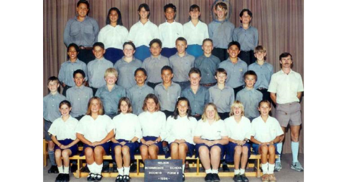 School Photo - 1990's / Nelson Intermediate - Nelson | MAD on New Zealand