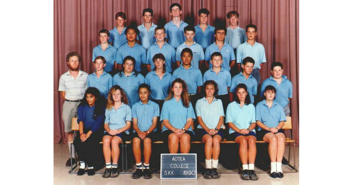 School Photo - 1980's / Aotea College - Porirua | MAD on New Zealand
