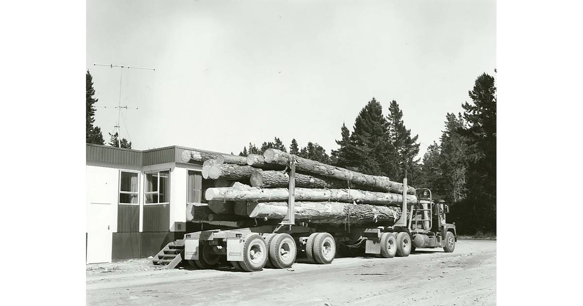 Truck - Nostalgia / Photography - Historical | MAD on New Zealand
