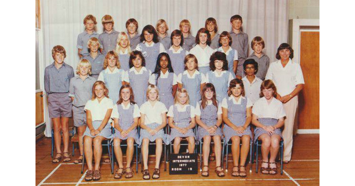 School Photo - 1980's / Devon Intermediate - New Plymouth | MAD on New ...