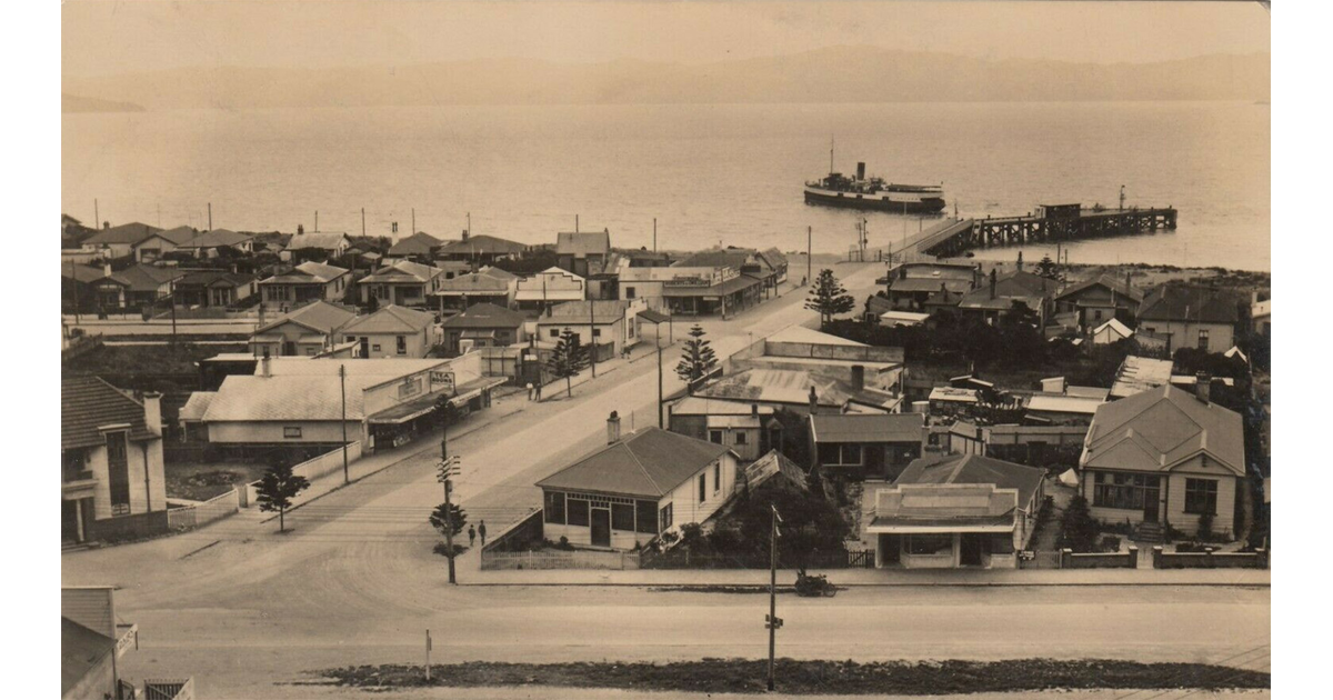 Wellington / Photography - Historical | MAD on New Zealand