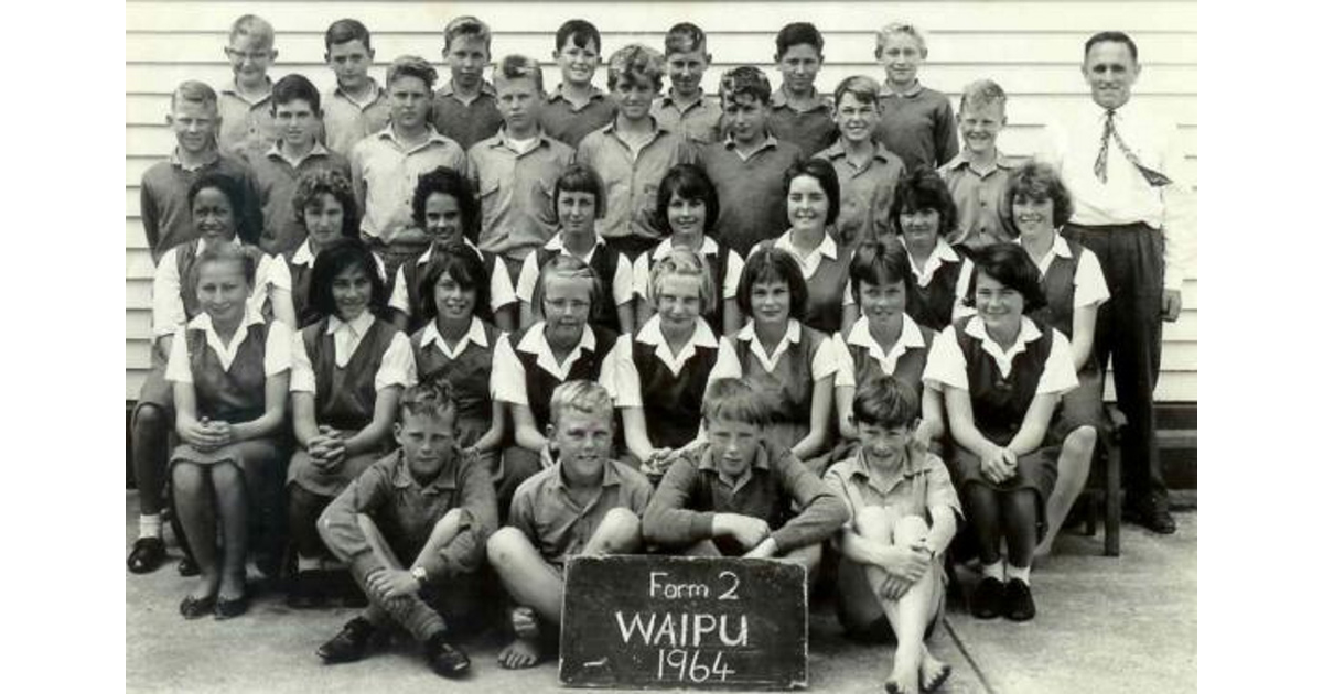 School Photo - 1960's / Waipu School - Northland | MAD on New Zealand