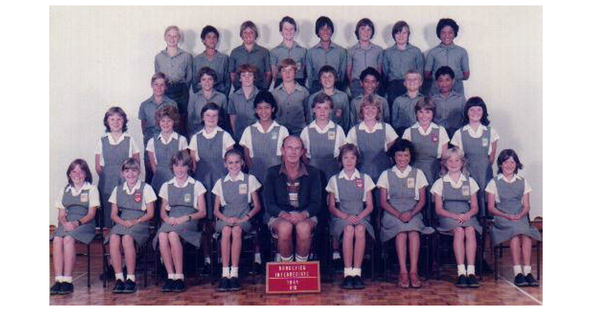 School Photo - 1980's / Rangeview Intermediate - Auckland | MAD on New ...
