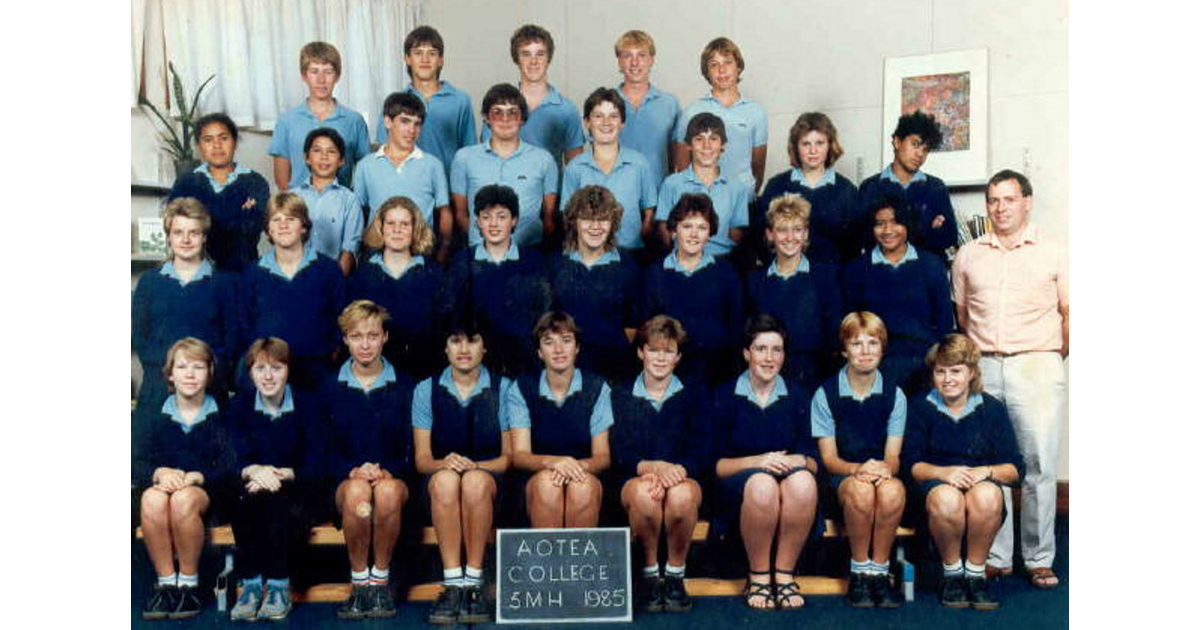School Photo - 1980's / Aotea College - Porirua | MAD on New Zealand