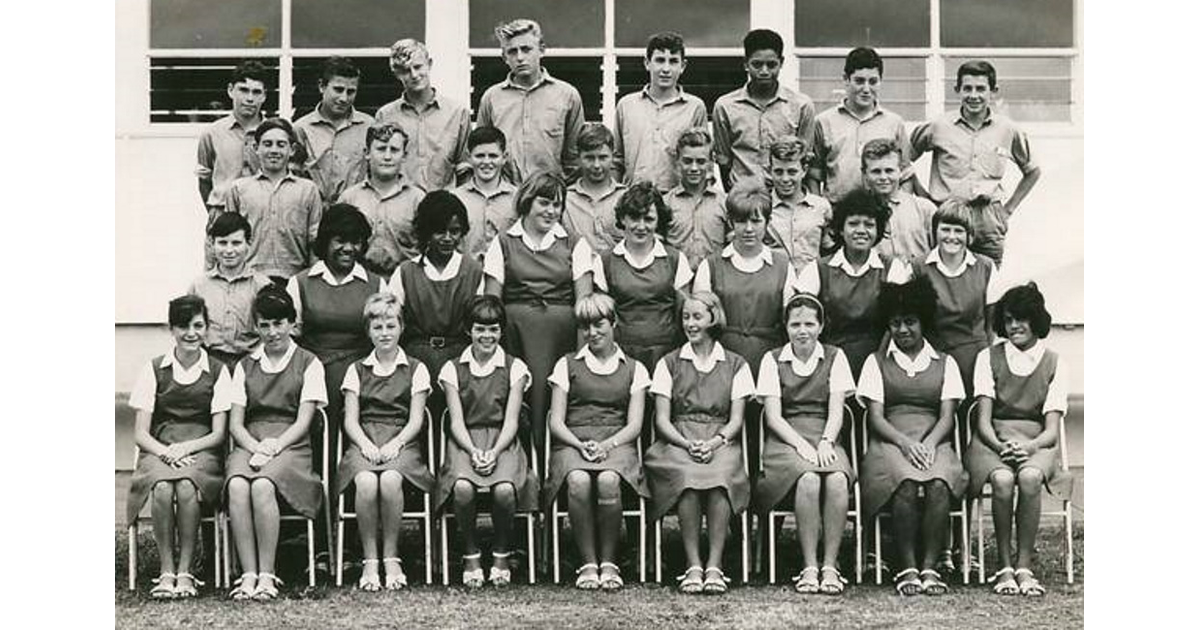 School Photo - 1970's / Huntly College - Huntly | MAD on New Zealand