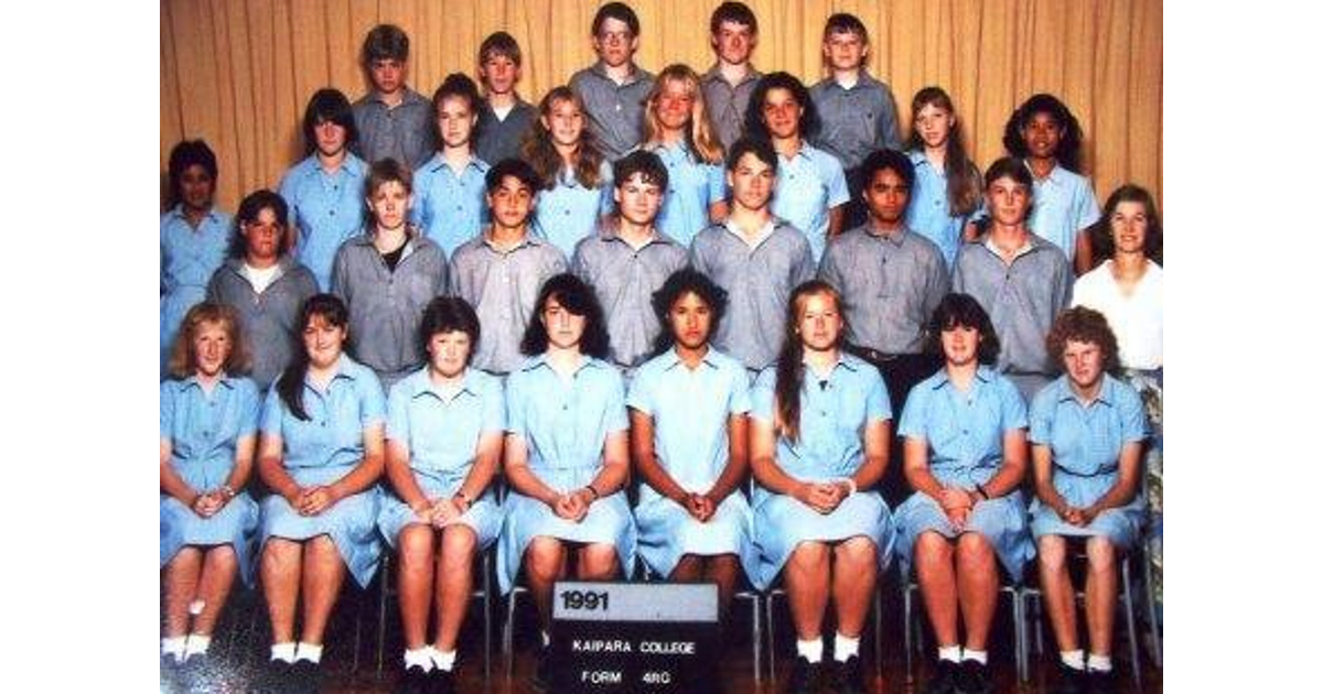 School Photo - 1990's / Kaipara College - Helensville | MAD on New Zealand