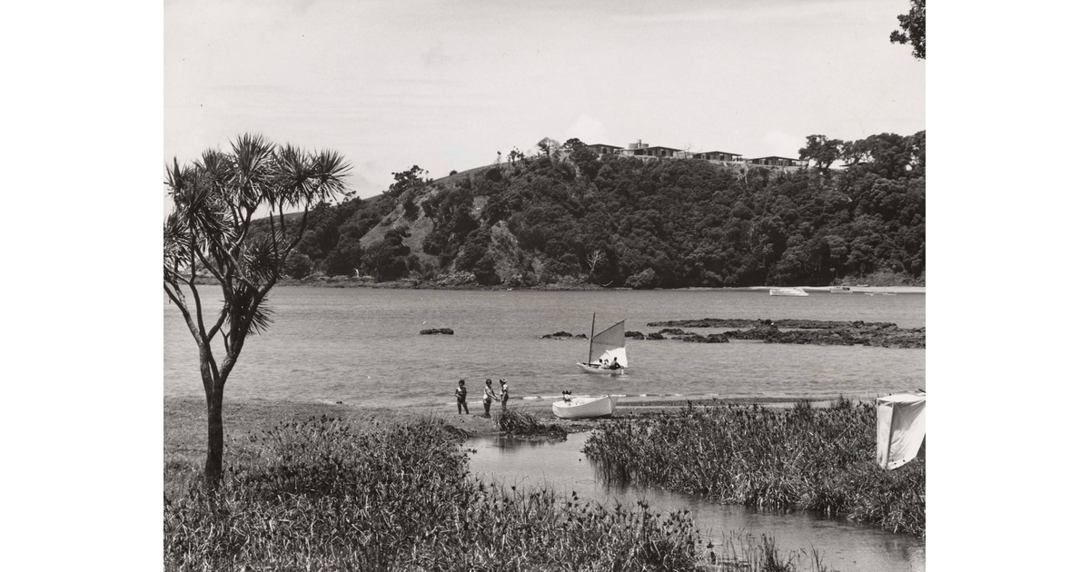 Historical - Photos / Photography - Historical | MAD on New Zealand
