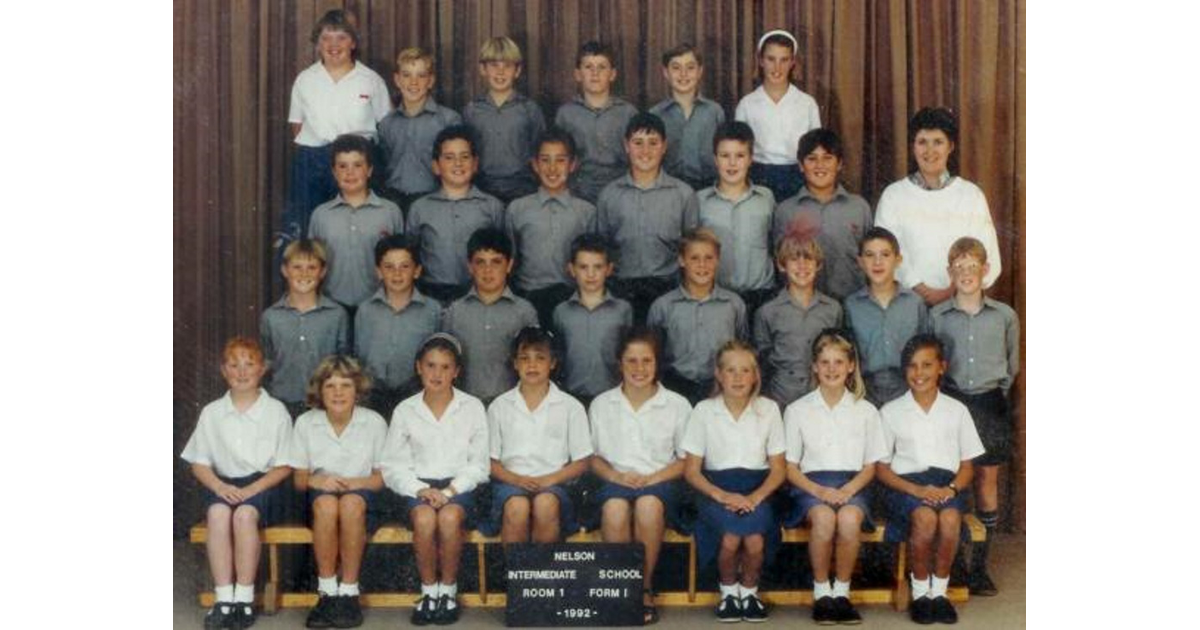 School Photo - 1990's / Nelson Intermediate - Nelson | MAD on New Zealand