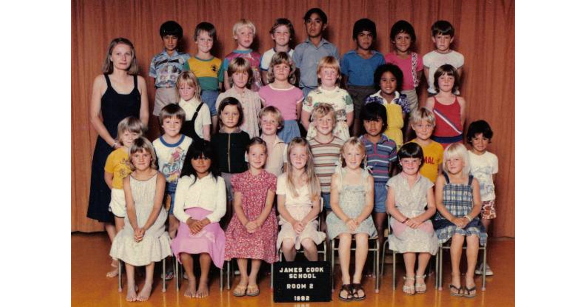 School Photo - 1980's / James Cook School - Marton | MAD on New Zealand