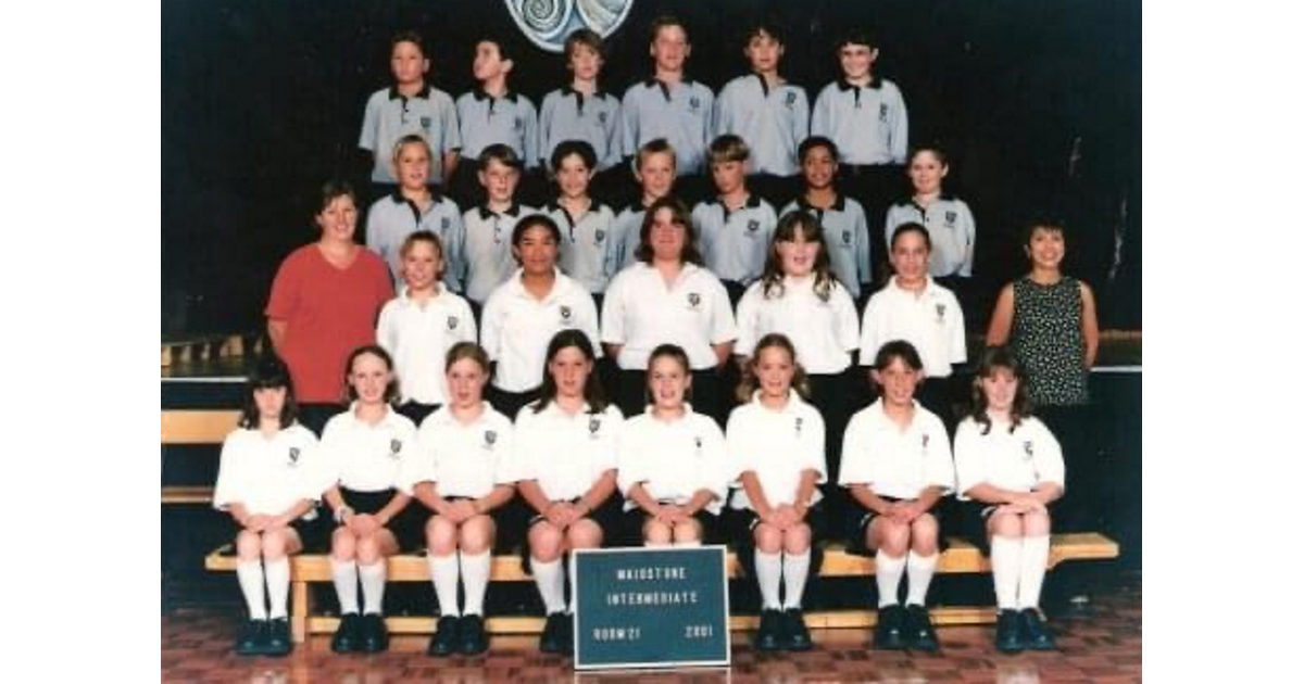 School Photo - 2000's / Maidstone Intermediate - Upper Hutt | MAD on ...
