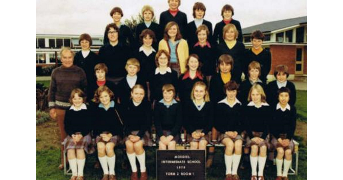 School Photo - 1970's / Mosgiel Intermediate School - Mosgiel | MAD on ...