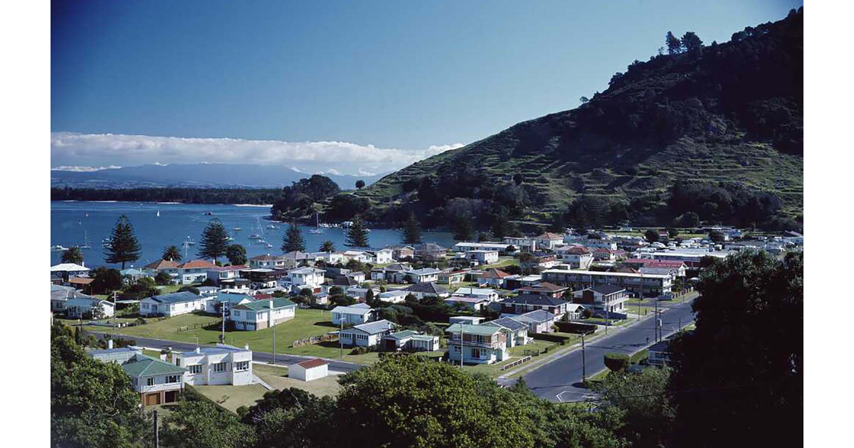Bay of Plenty / Photography - Historical | MAD on New Zealand
