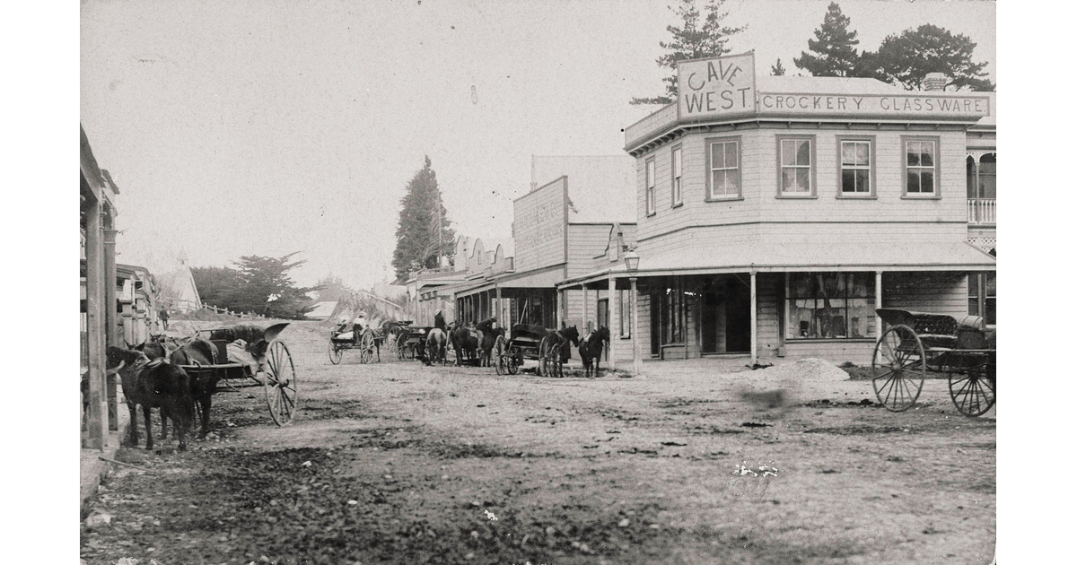 Auckland / Photography - Historical | MAD on New Zealand