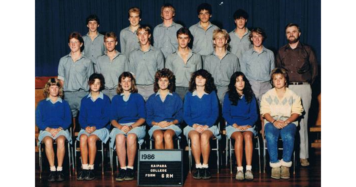 School Photo - 1980's / Kaipara College - Helensville | MAD on New Zealand