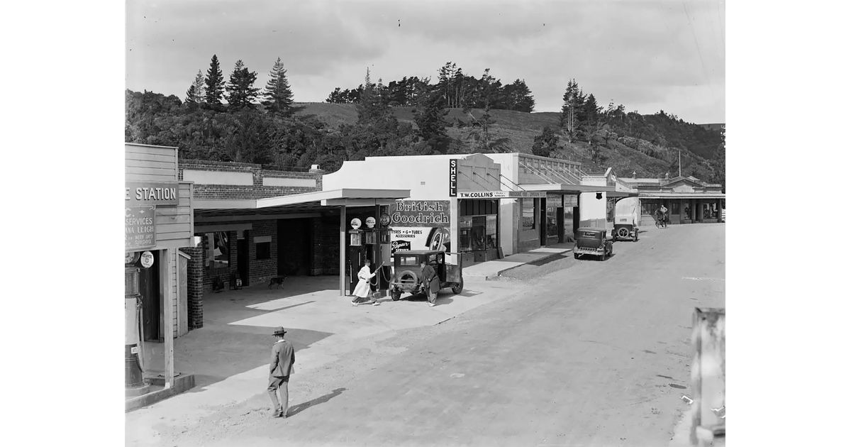 Auckland / Photography - Historical | MAD on New Zealand