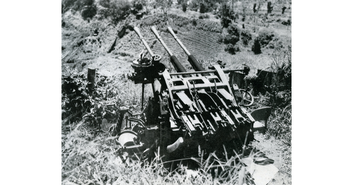 World War II (1939 - 1945) / Photography - Historical | MAD on New Zealand
