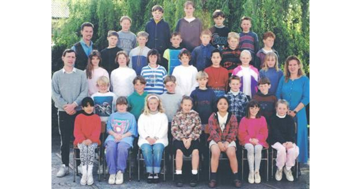 School Photo - 1990's / Sumner School - Christchurch | MAD on New Zealand