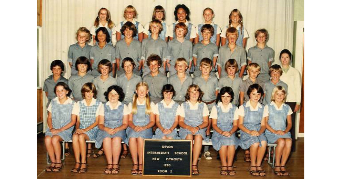 School Photo - 1980's / Devon Intermediate - New Plymouth | MAD on New ...