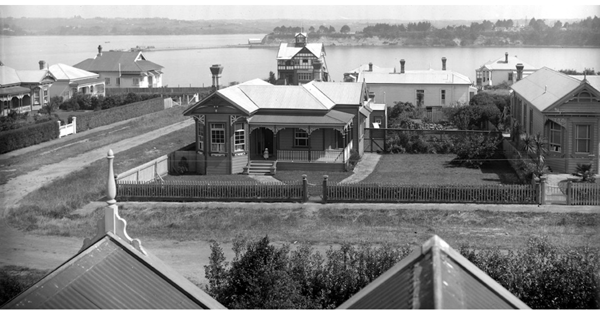 Historical - Photos / Photography - Historical | MAD on New Zealand