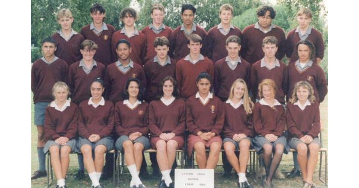 School Photo - 1990's / Lytton High School - Gisborne | MAD on New Zealand
