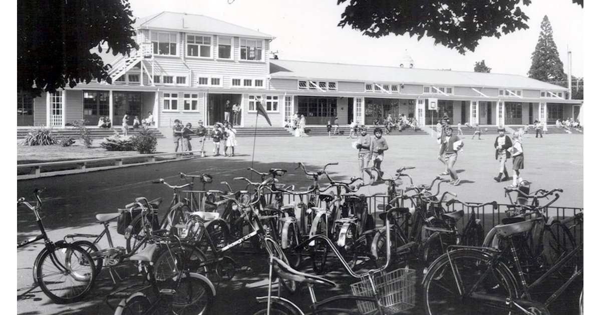 Historical - Photos / Photography - Historical | MAD on New Zealand